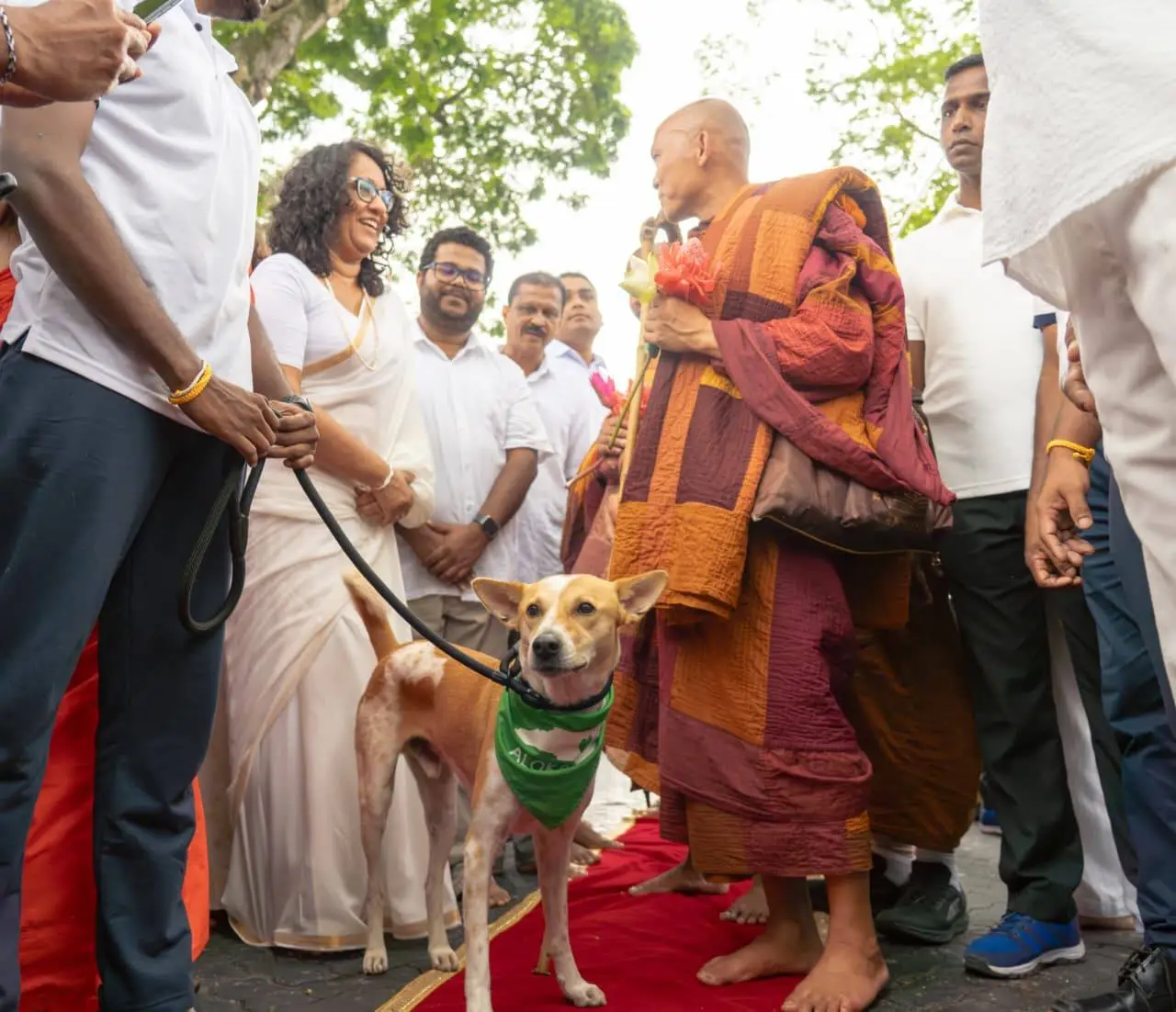 “Ehi Passiko” Peace Walk Enters Third Day from Temple of the Tooth